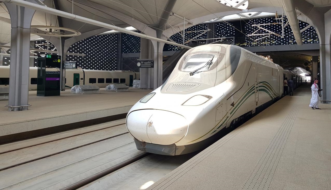 Kereta Api Berkelajuan Tinggi Menghubungkan Dua Bandar Besar Islam Mula ...